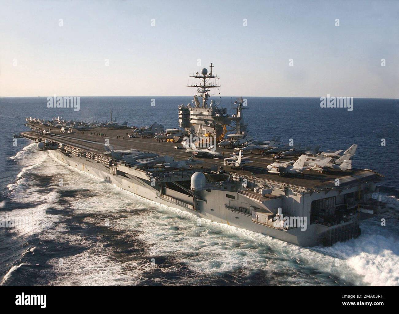 U s navy photo by christopher b hi-res stock photography and images - Alamy