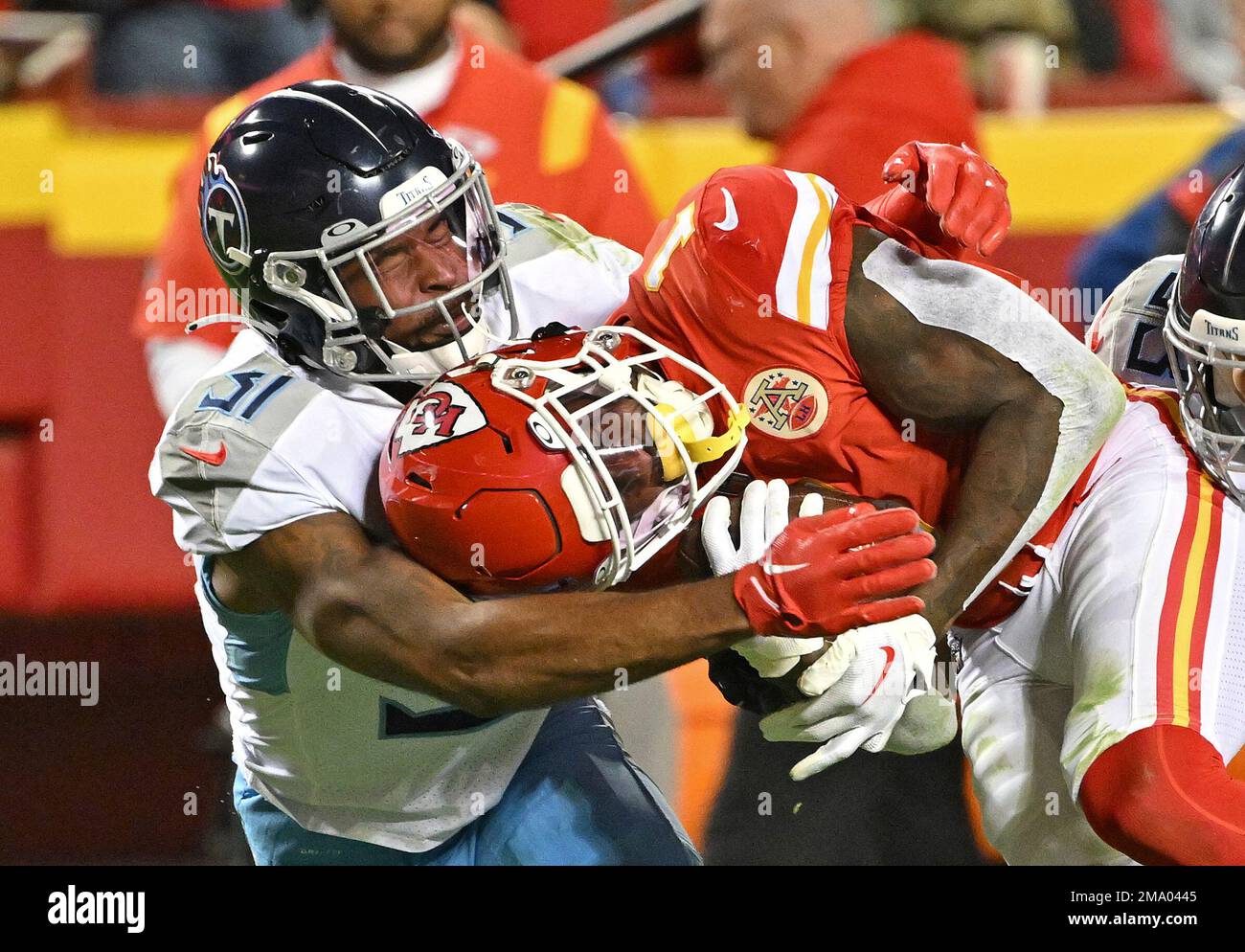 Tennessee Titans safety Kevin Byard (31) tackles Kansas City Chiefs ...