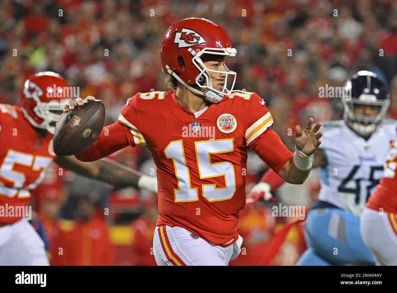 Kansas City Chiefs quarterback Patrick Mahomes (15) throws a pass ...