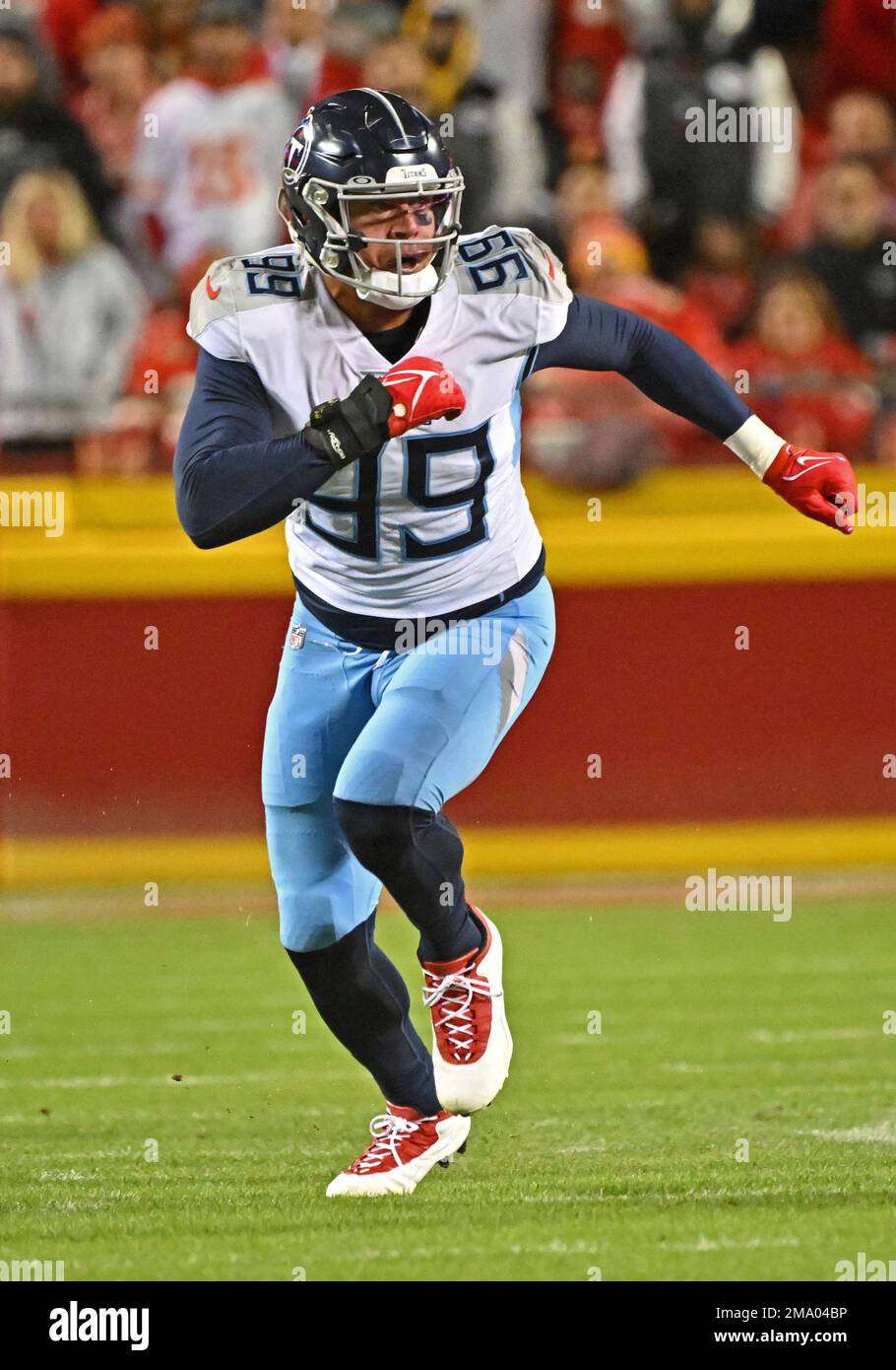 Tennessee Titans linebacker Rashad Weaver (99) rushes on defense during ...