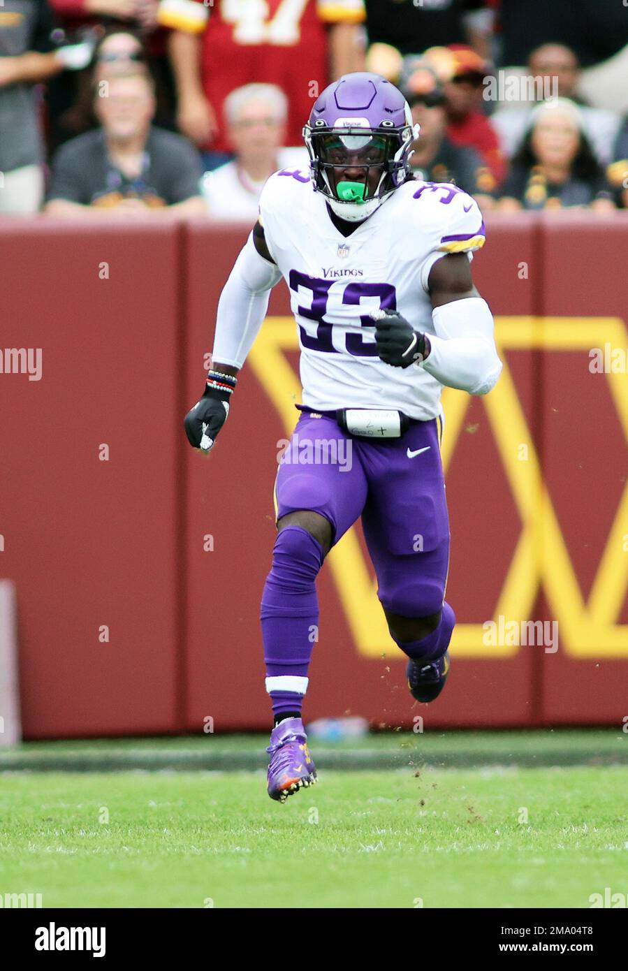 Minnesota Vikings linebacker Brian Asamoah II (33) runs during an NFL ...