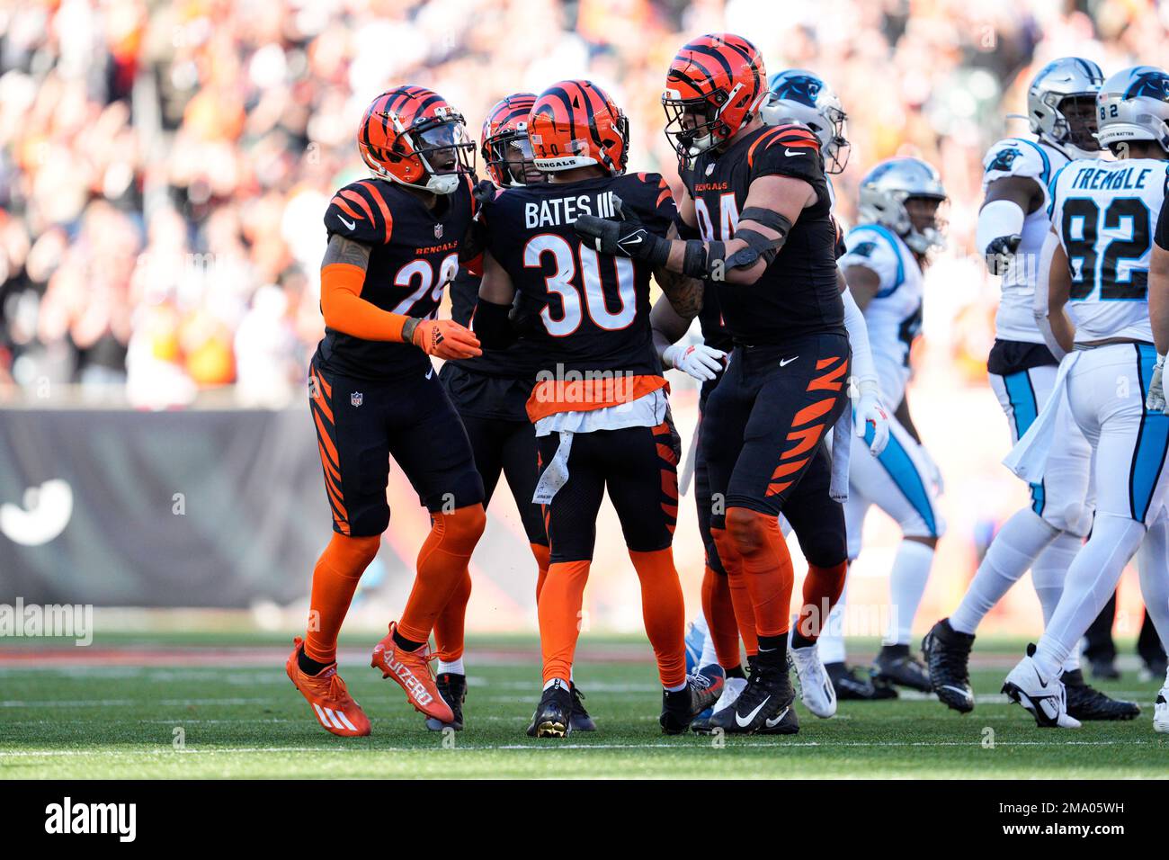 Cincinnati Bengals safety Jessie Bates III (30) celebrates with ...