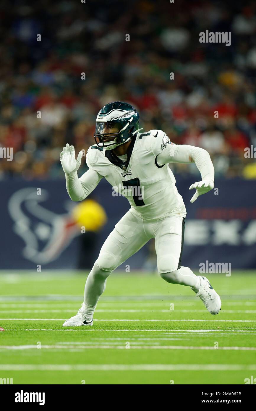 Philadelphia Eagles linebacker Haason Reddick (7) rushes during an NFL ...