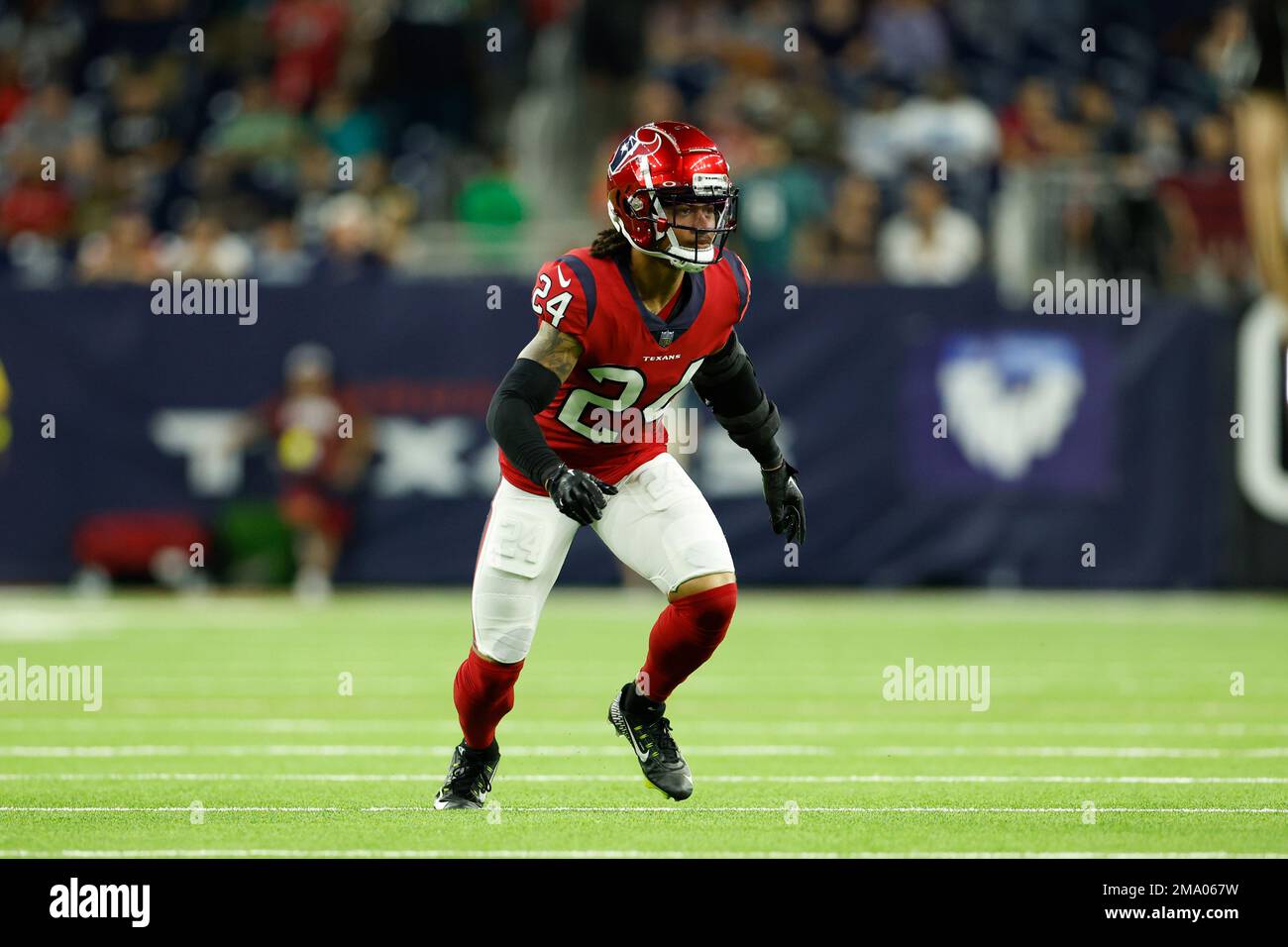 Houston Texans defensive back Derek Stingley Jr. (24) looks to defend during an NFL Football ...