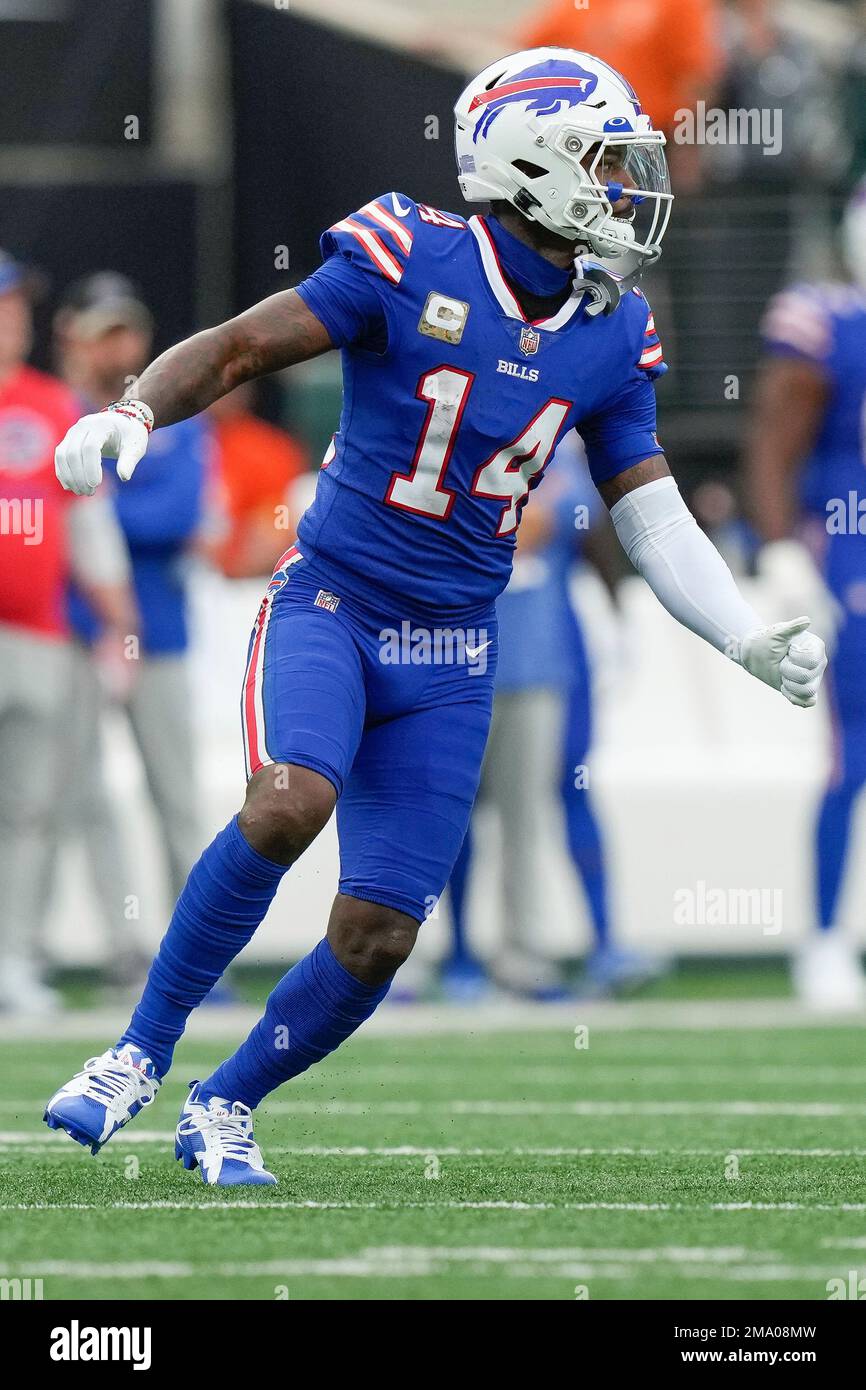 Buffalo Bills wide receiver Stefon Diggs (14) reacts to a play during ...