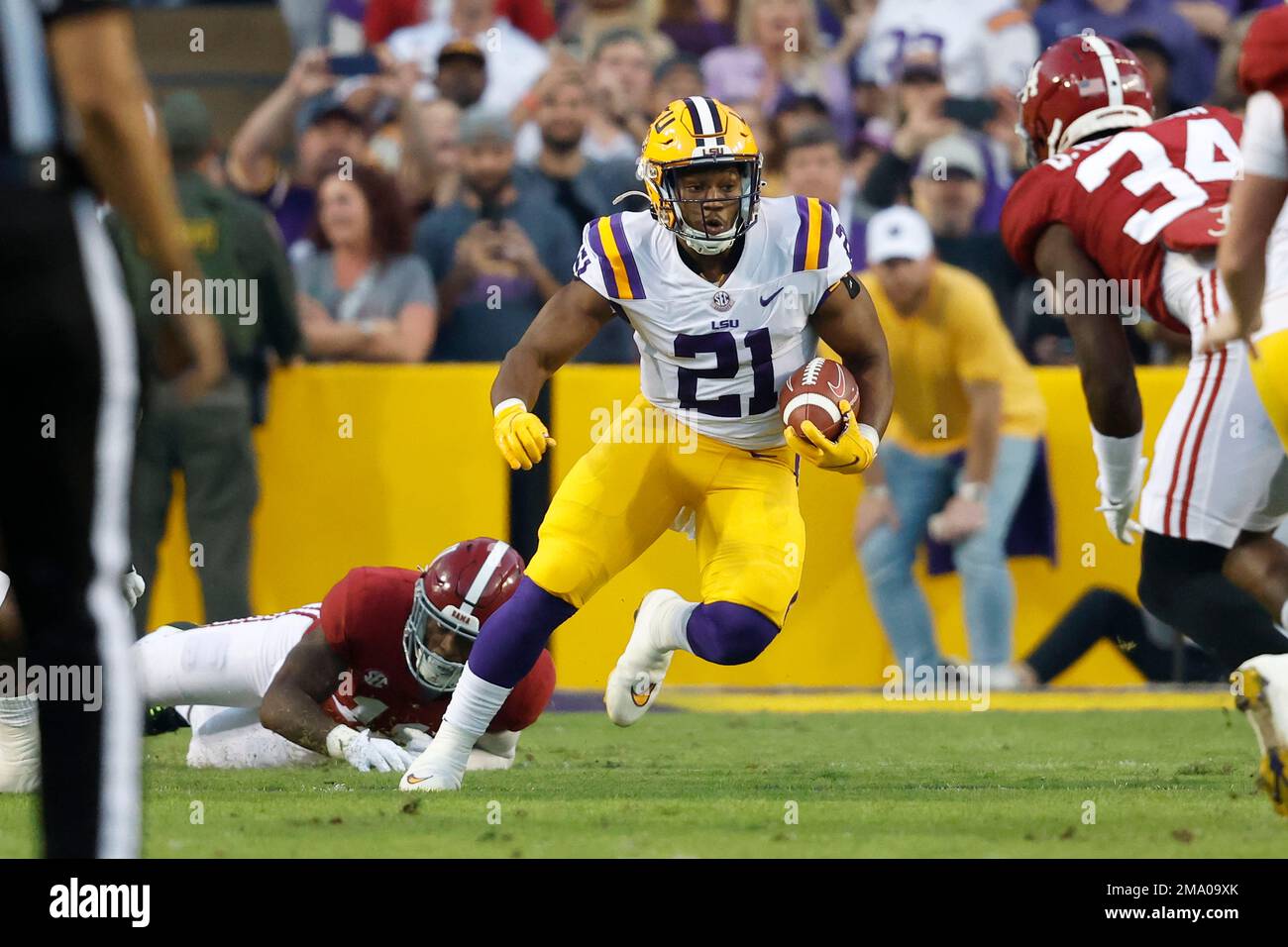 LSU running back Noah Cain (21) during the first half of an NCAA college football game against ...