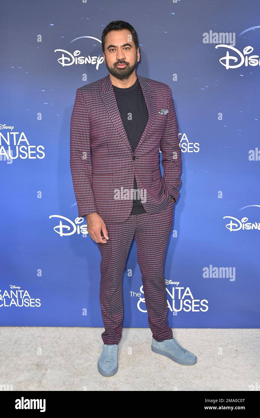 Kal Penn arrives at the premiere of "The Santa Clauses" on Sunday, Nov ...