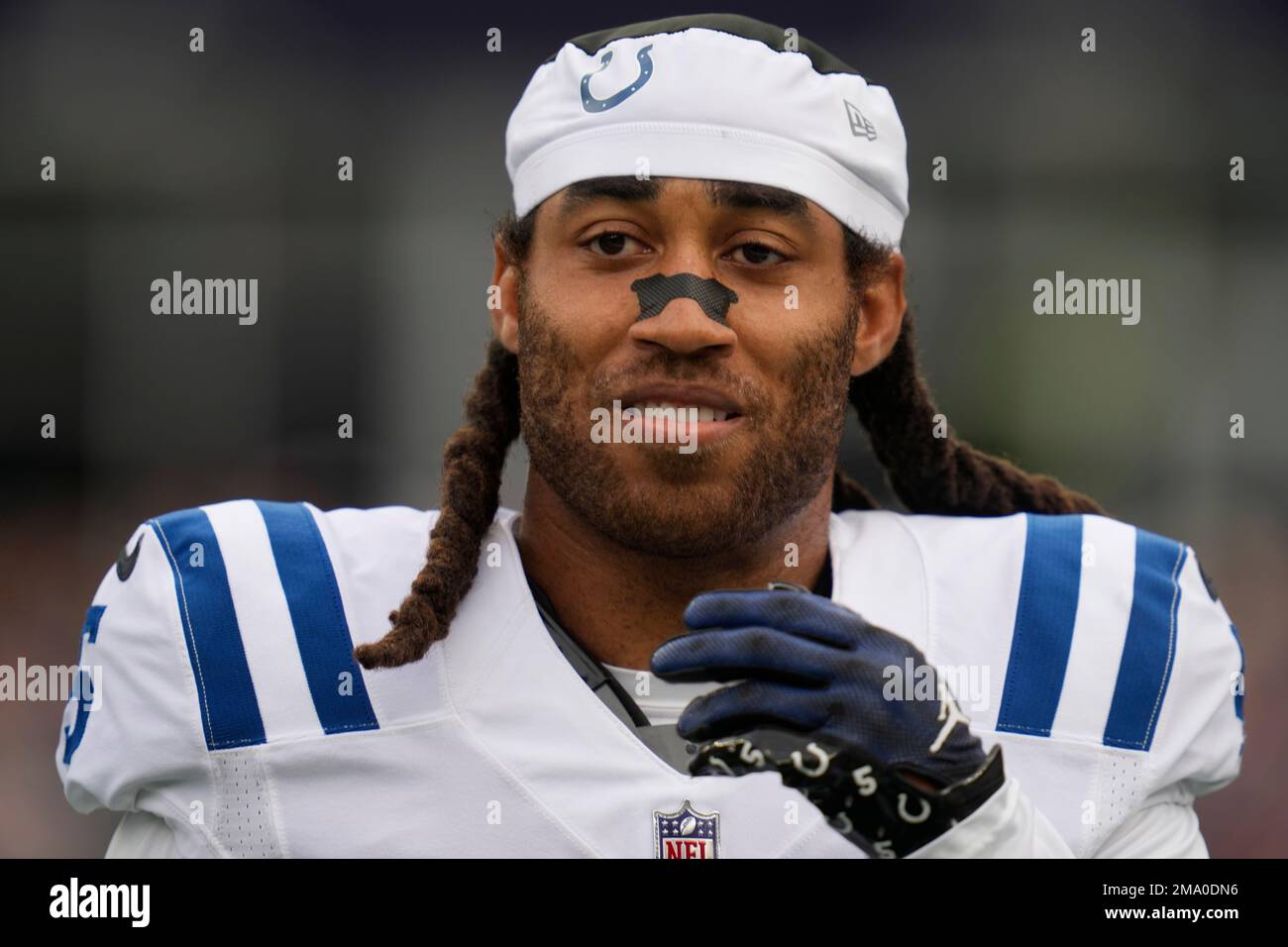 Indianapolis Colts cornerback Stephon Gilmore warms up prior to an NFL ...