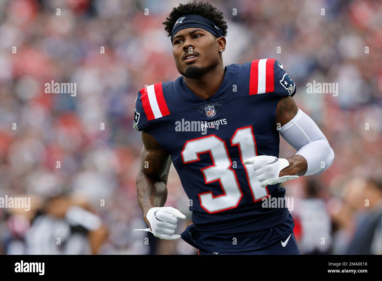 New England Patriots cornerback Jonathan Jones (31) on the field prior ...
