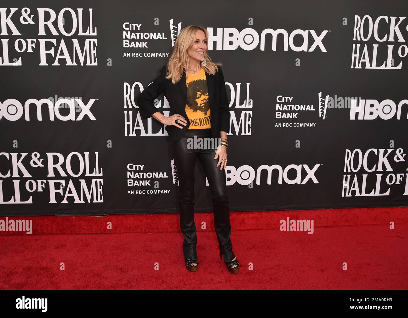 Sheryl Crow arrives at the Rock & Roll Hall of Fame Induction Ceremony ...