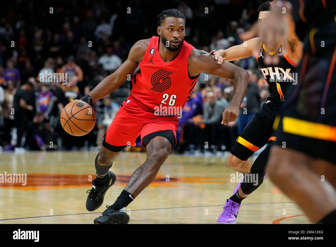 Portland Trail Blazers forward Justise Winslow (26) against the Phoenix ...