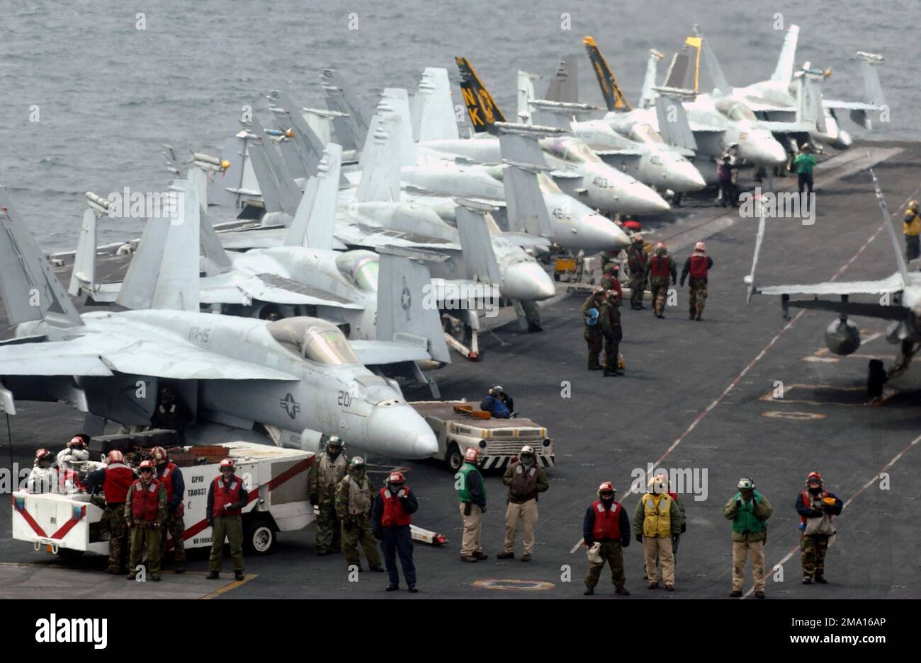 040607-F-9208L-014. Base: USS John C. Stennis (CVN 74) Scene Major ...