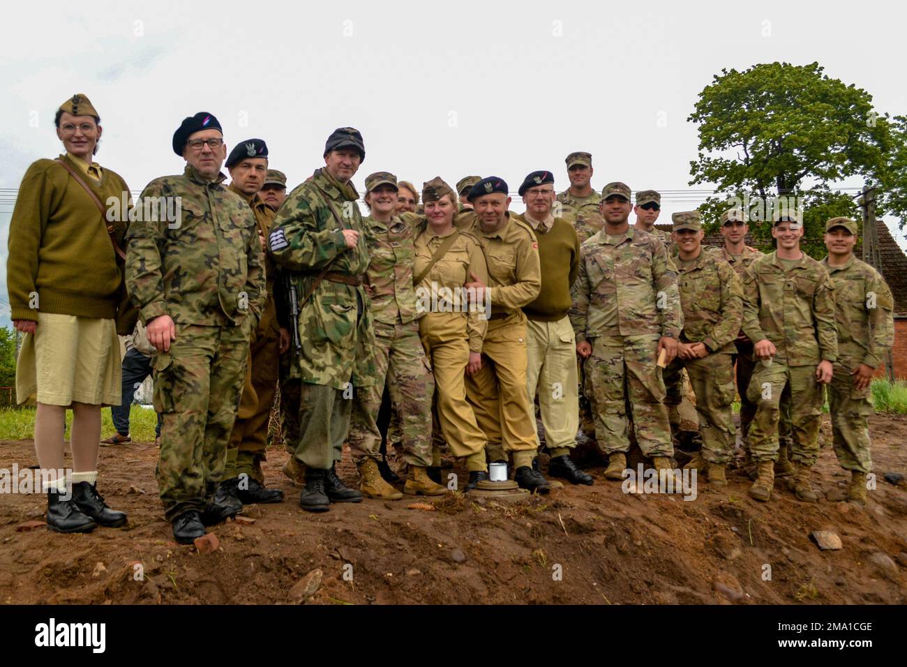 U.S. Soldiers assigned to 1st Battalion, 68th Armor Regiment, 3rd ...