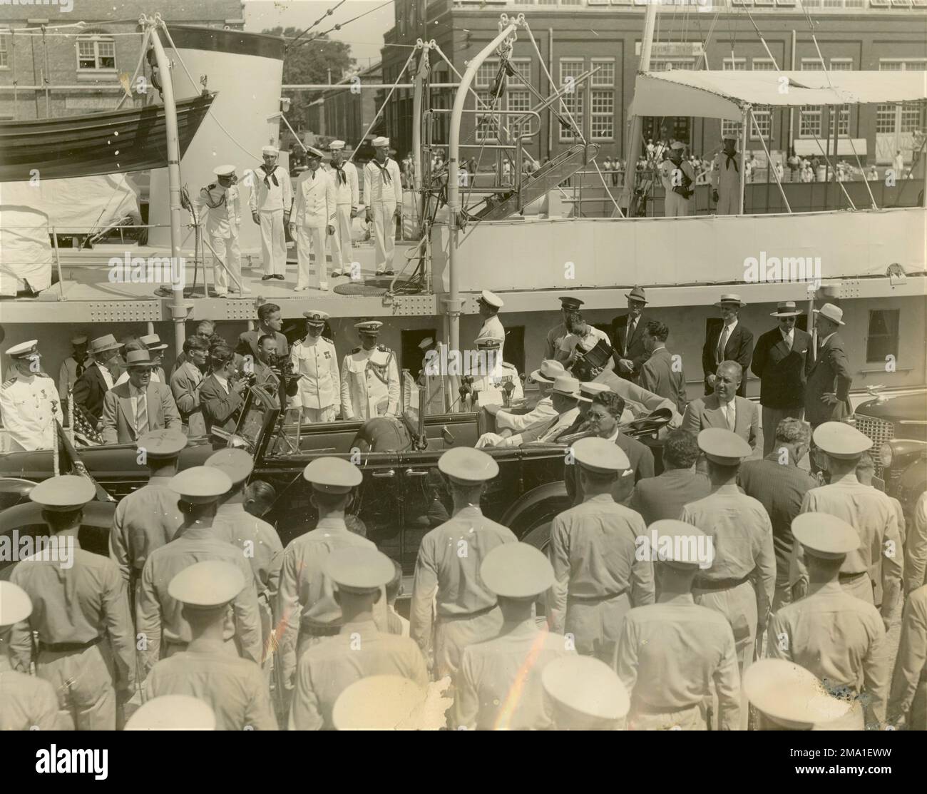 President Roosevelt visited Norfolk Naval Shipyard during World War I ...