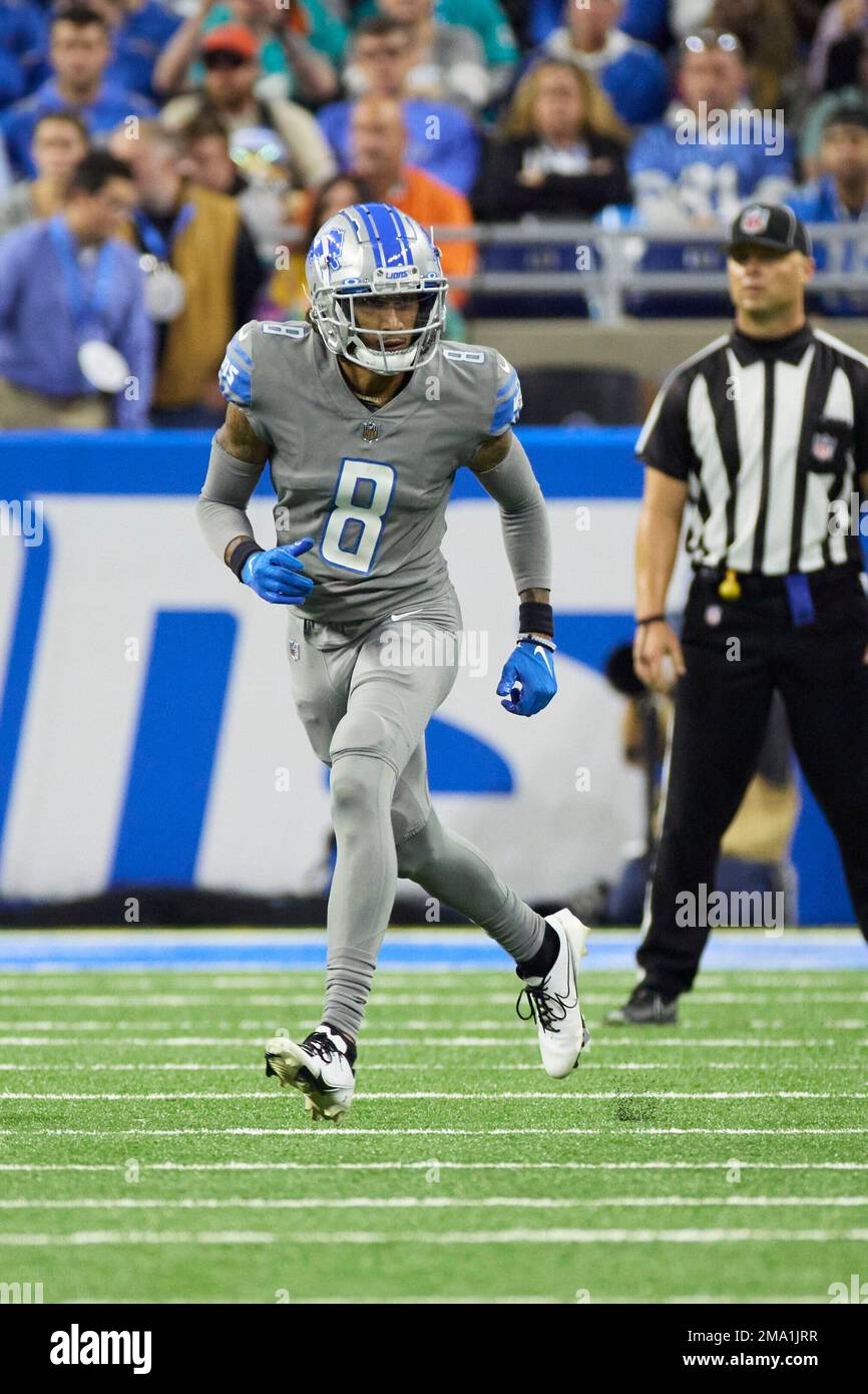 Detroit Lions wide receiver Josh Reynolds (8) runs a route against the ...