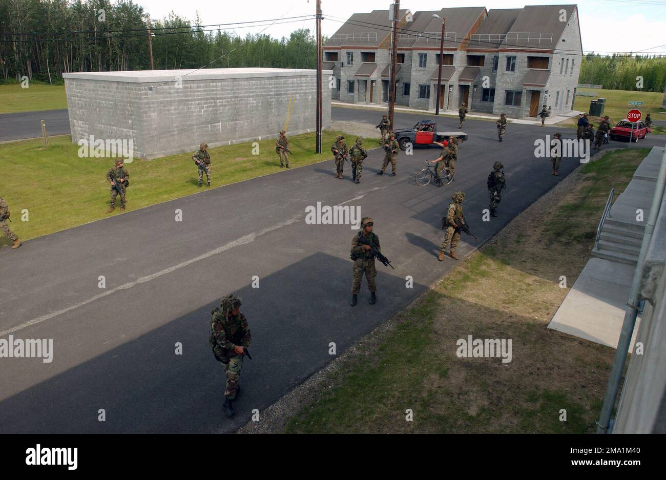 040614-F-3488S-024. [Complete] Scene Caption: US Marine Corps (USMC ...