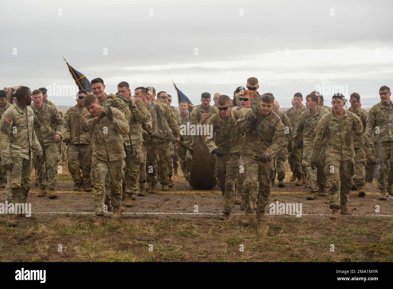 4th Infantry Division Soldiers approach the finish line of the Utah ...