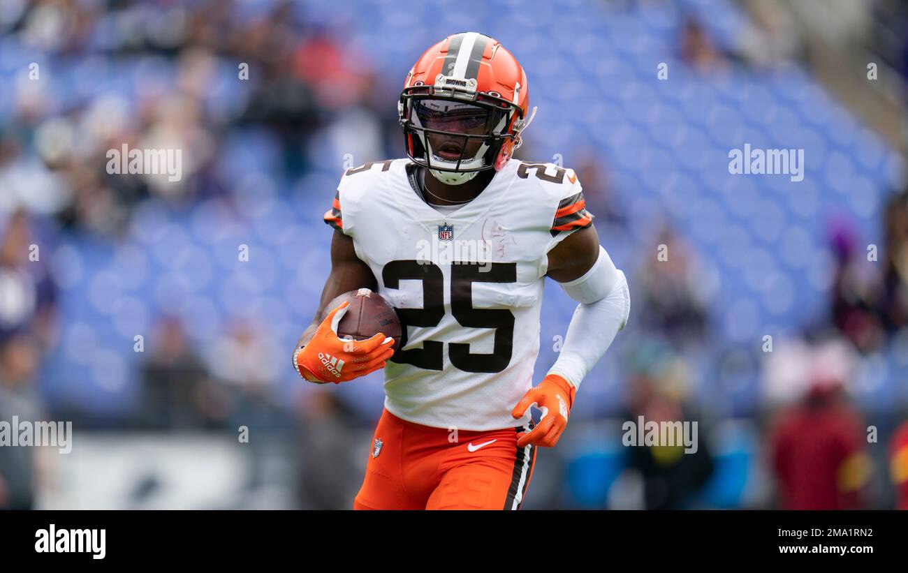 Cleveland Browns running back Demetric Felton Jr. works out prior to an ...