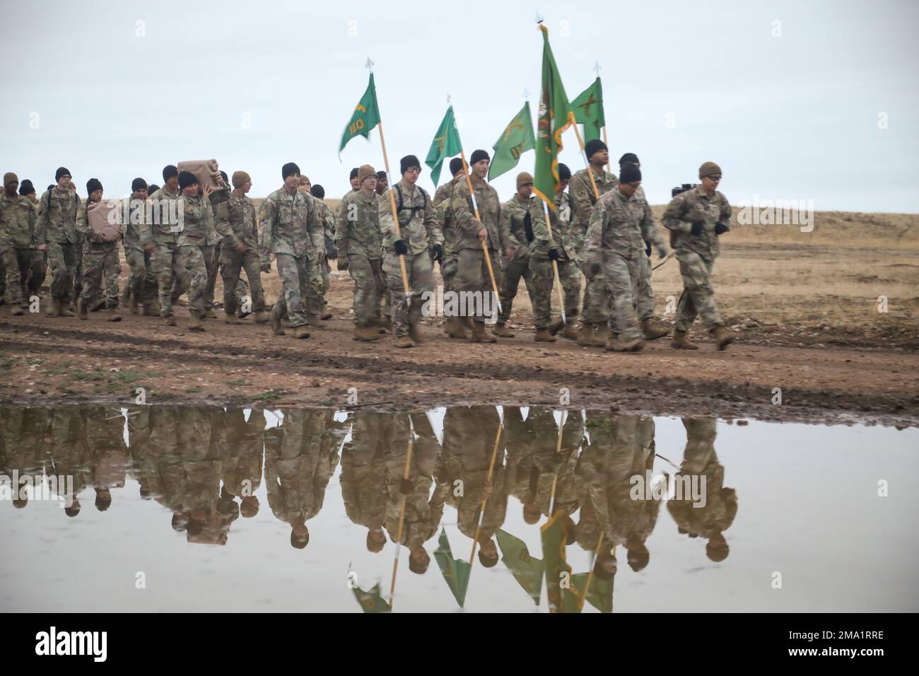 Mountain Post partners, 759th Military Police Battalion Soldiers, move ...