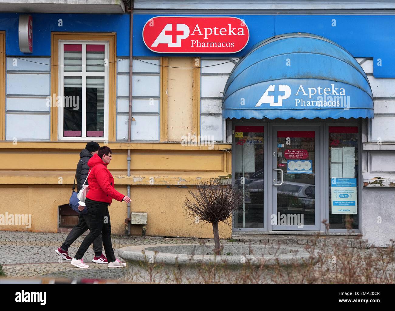 International pharmacy logo hi-res stock photography and images - Alamy