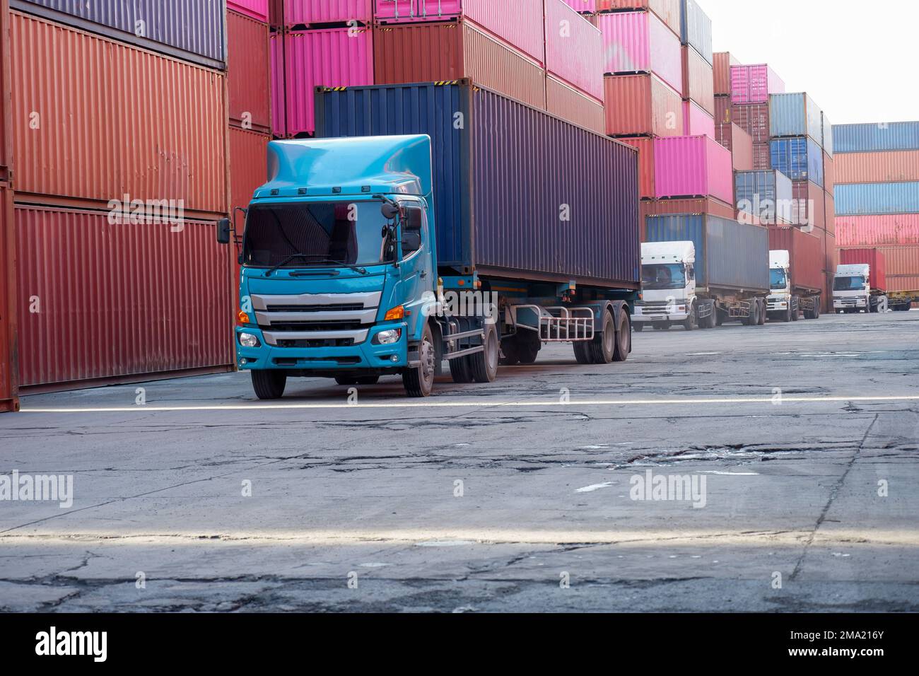 Container truck delivering goods to customers Stock Photo - Alamy