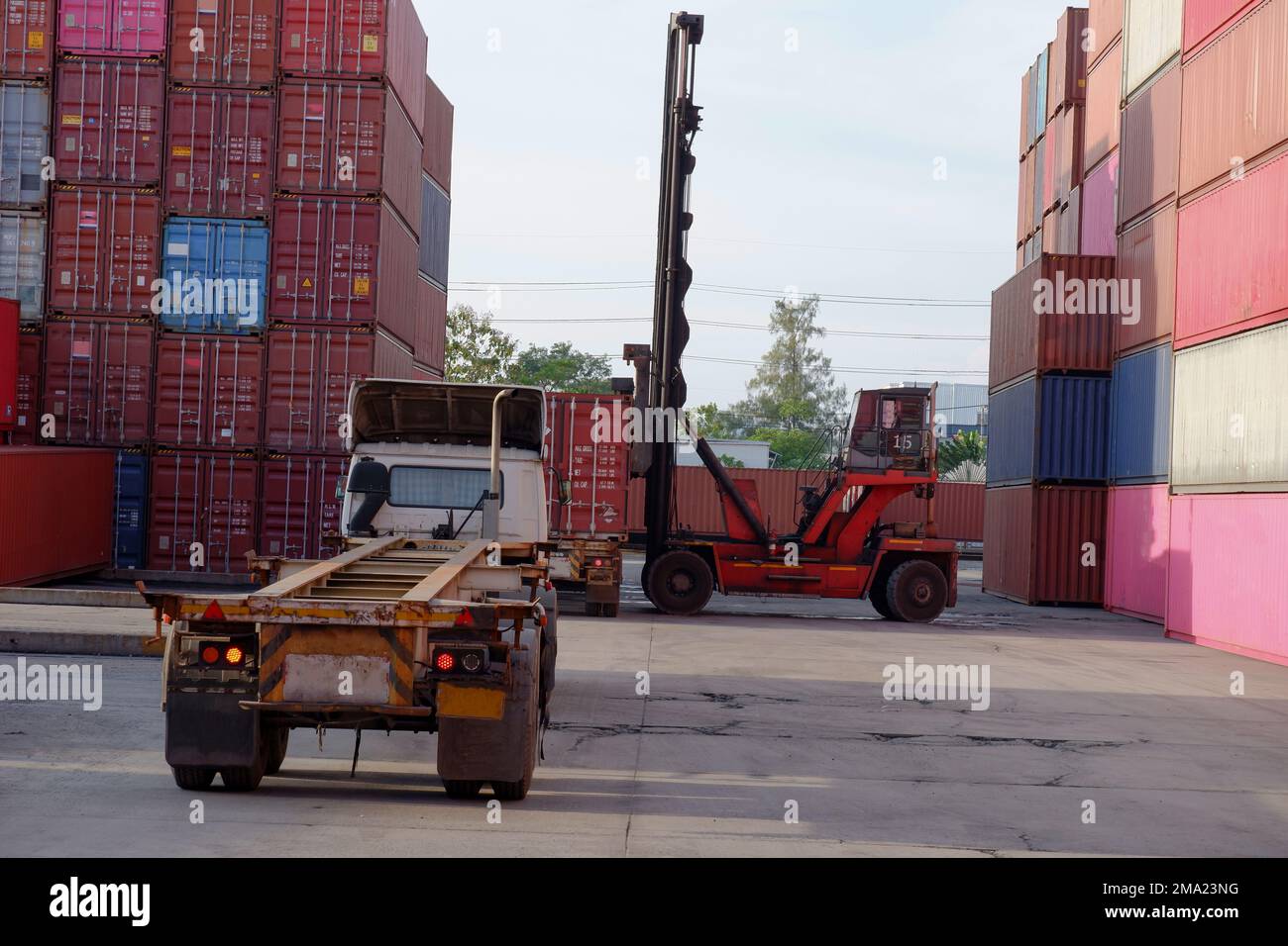 Storage shipping container hi-res stock photography and images - Alamy