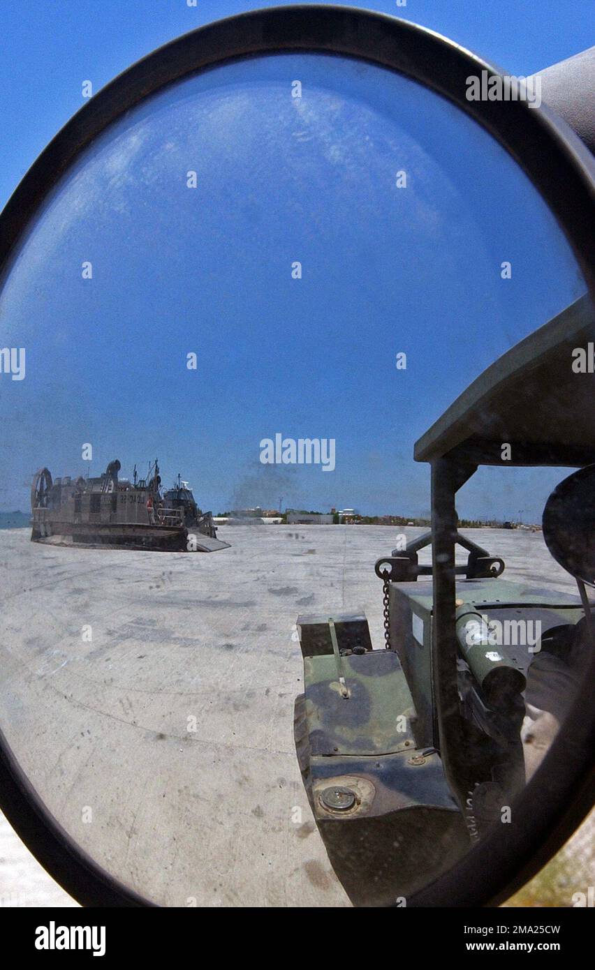 Kuwait naval base hi-res stock photography and images - Alamy