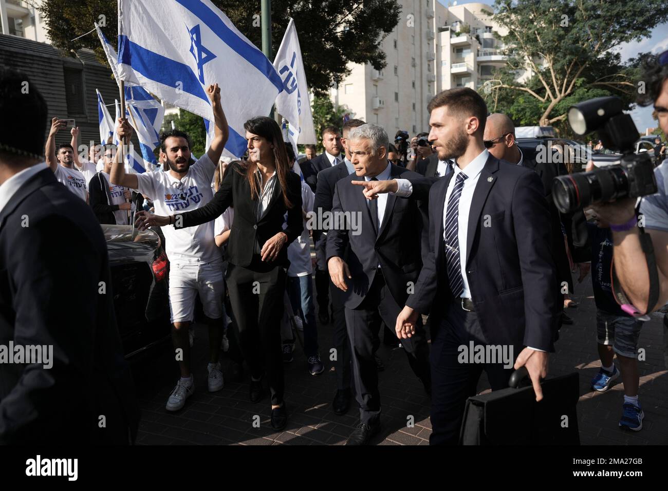 Israeli Prime Minster Yair Lapid arrives to vote during Israeli ...
