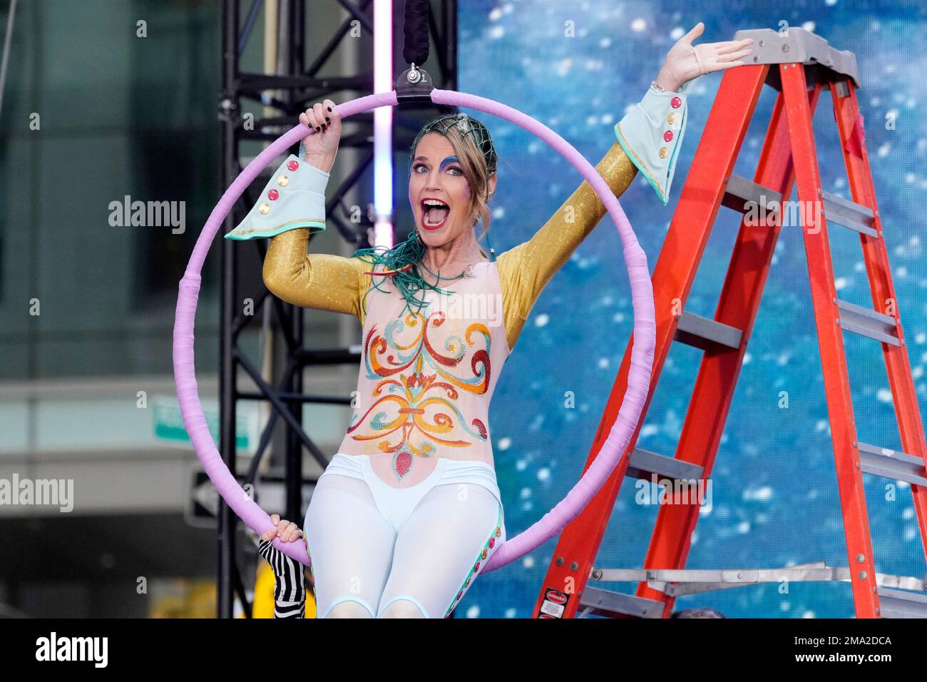 Savannah Guthrie dresses as a Cirque du Soleil acrobat during NBC's ...