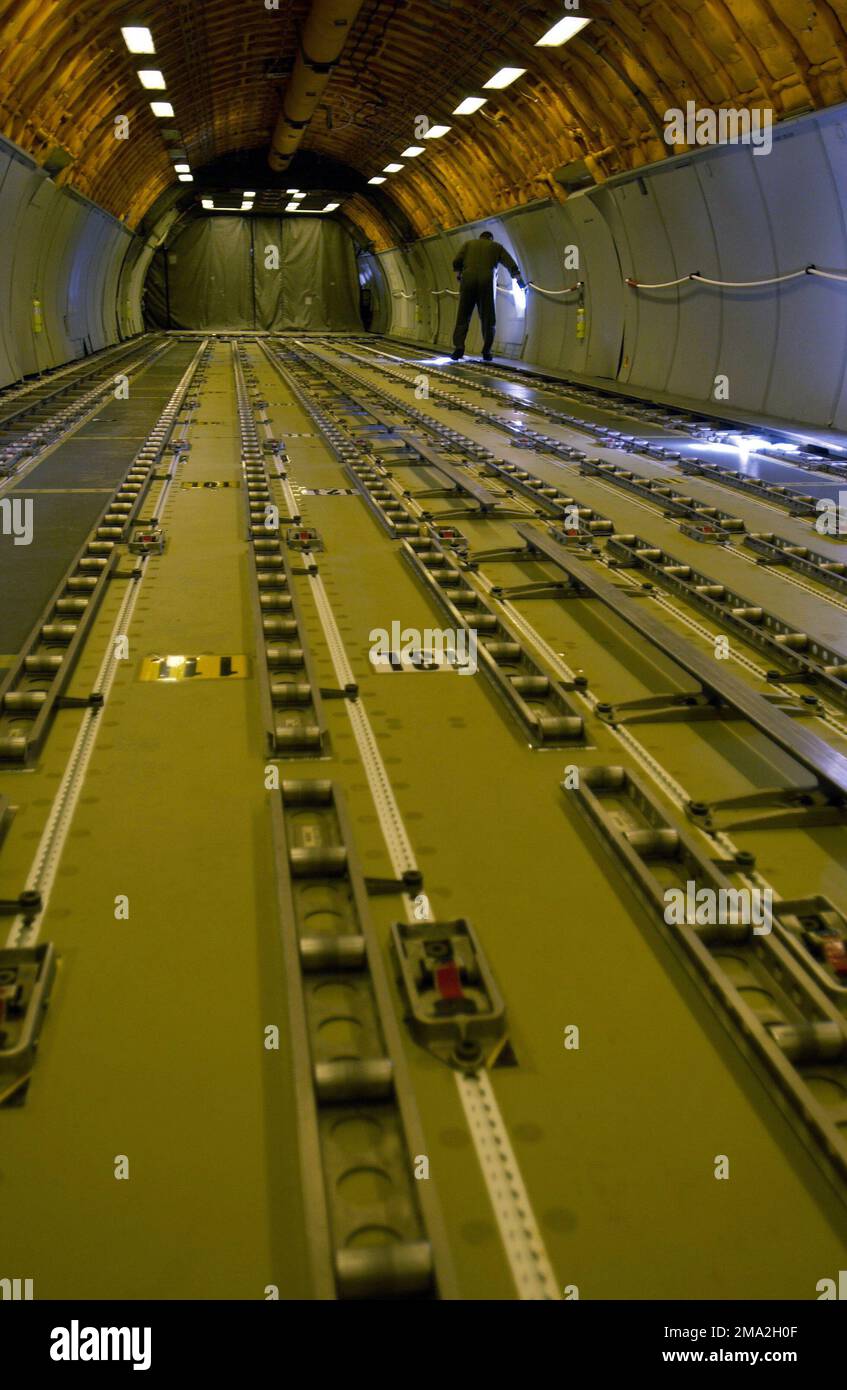 040723-F-9528H-011. [Complete] Scene Caption: US Air Force (USAF ...