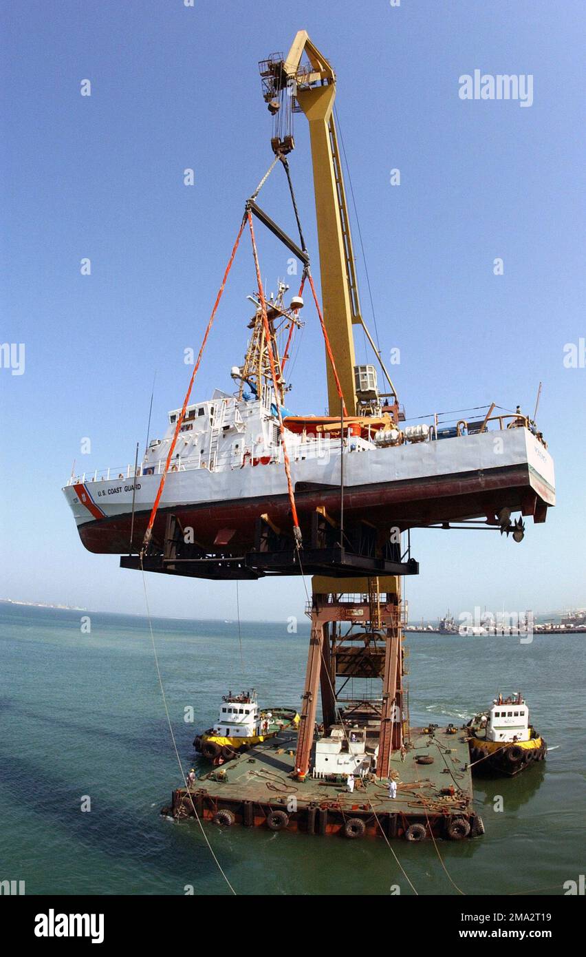 The US Coast Guard (USCG) ISLAND CLASS: Patrol Craft, USS METOMPKIN ...