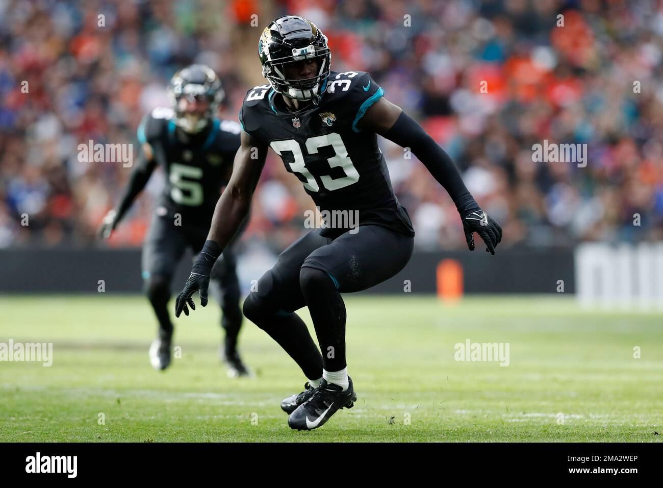 Jacksonville Jaguars linebacker Devin Lloyd (33) in action during an ...