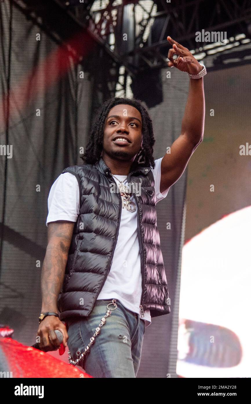 Neno Calvin performs during Lil Weezyana Fest on Saturday, Oct. 29 ...