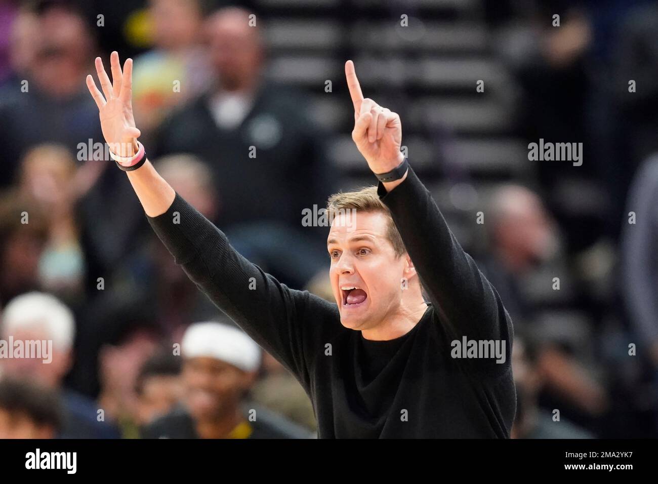 Utah Jazz head coach Will Hardy shouts to his team during the second ...