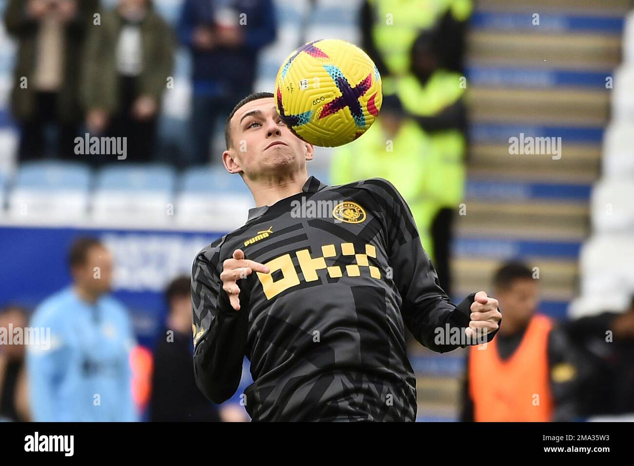 Manchester City's Phil Foden warms up prior to the start of the English ...