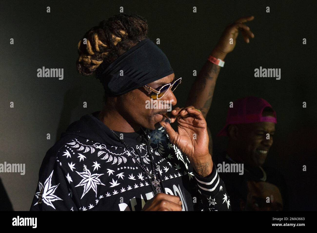 Snoop Dogg performs during BleauLive Halloween Weekend on Friday, Oct ...