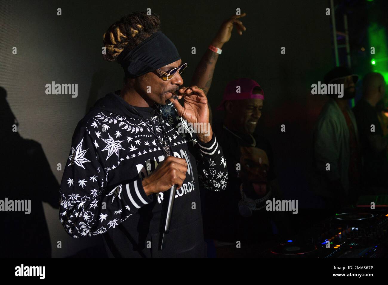 Snoop Dogg performs during BleauLive Halloween Weekend on Friday, Oct ...