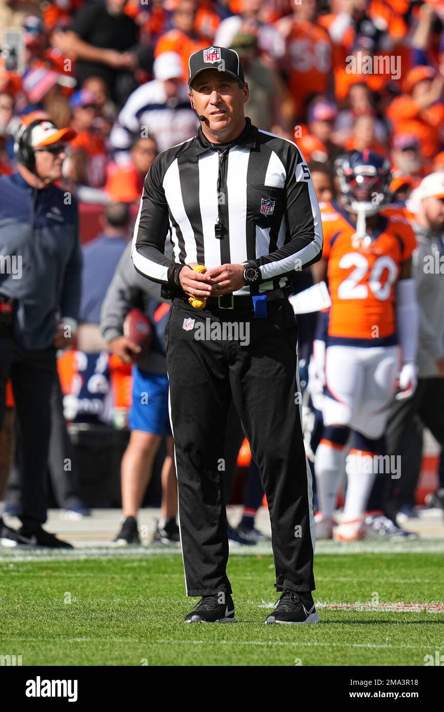 Field judge Joe Blubaugh (57) during the Denver Broncos v the New York ...