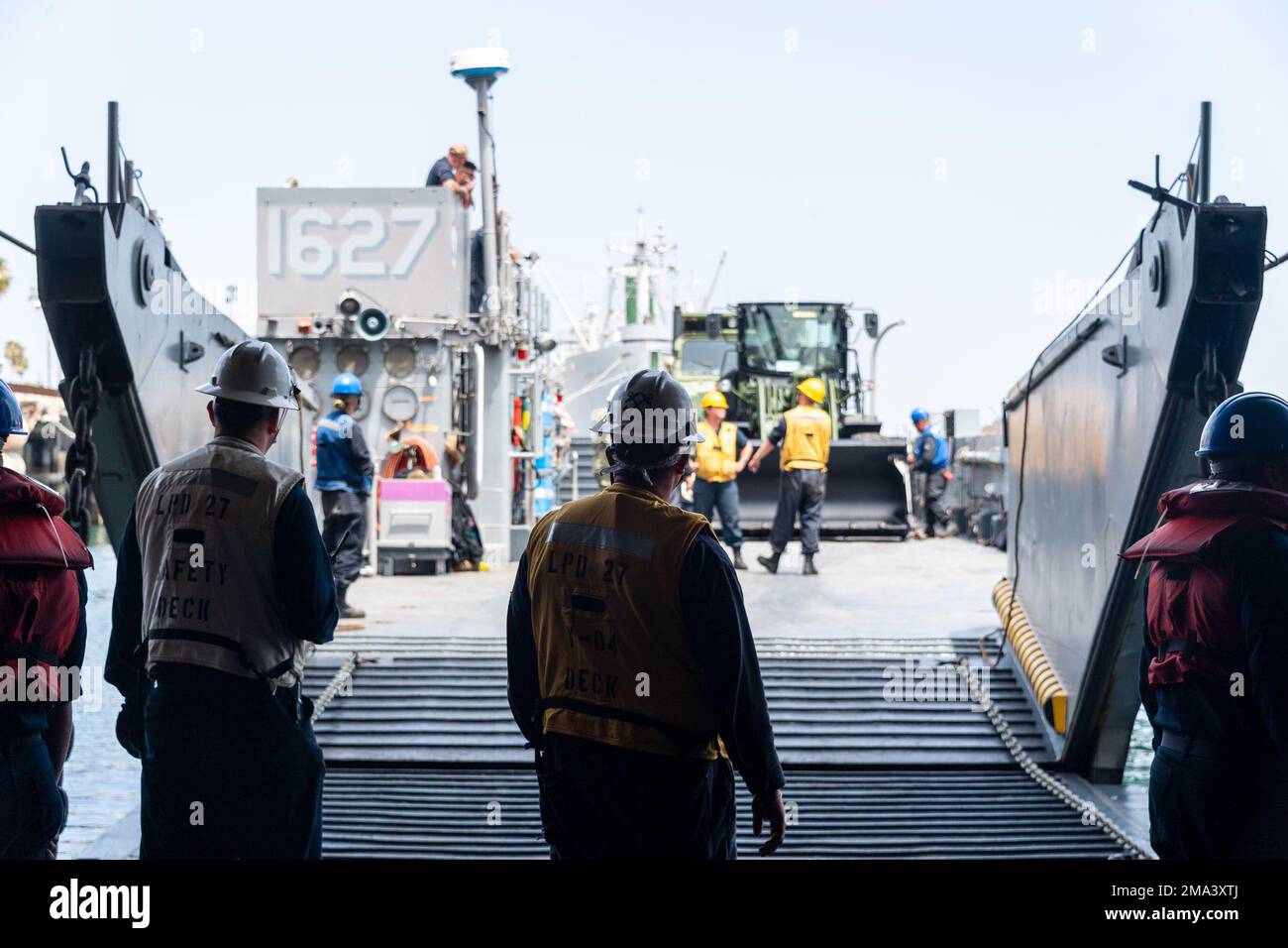 Stern gate marriage hi-res stock photography and images - Alamy