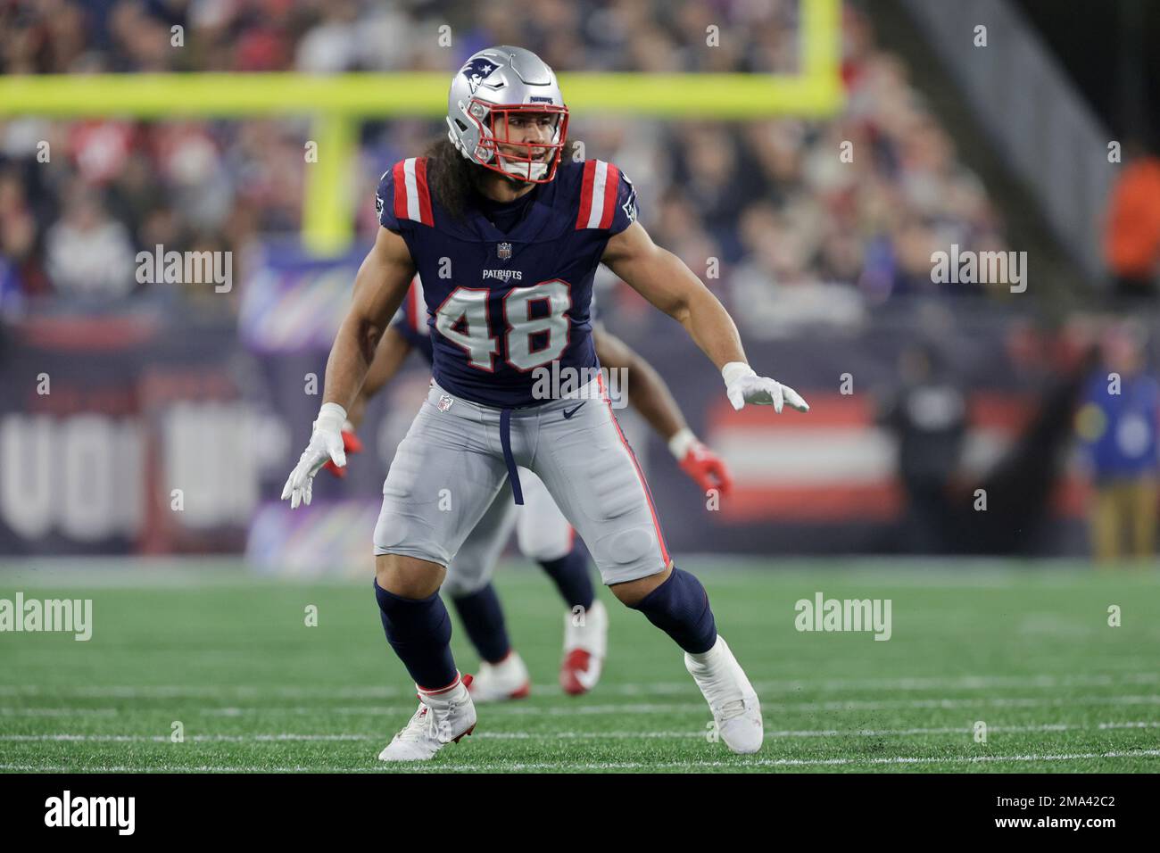 New England Patriots linebacker Jahlani Tavai (48) defends during the ...