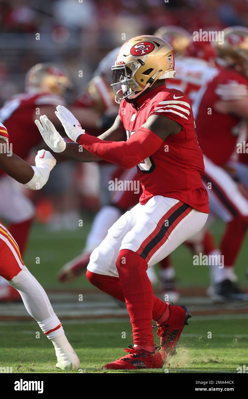 San Francisco 49ers wide receiver Deebo Samuel (19) looks to block in ...