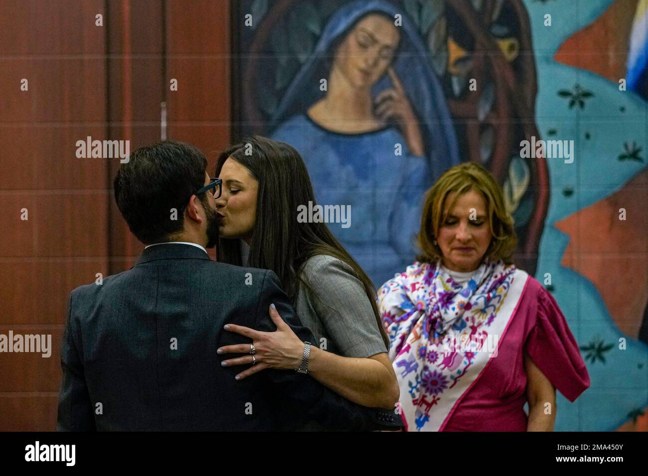 Chile' first lady Irina Karamanos kisses her husband, President Gabriel ...