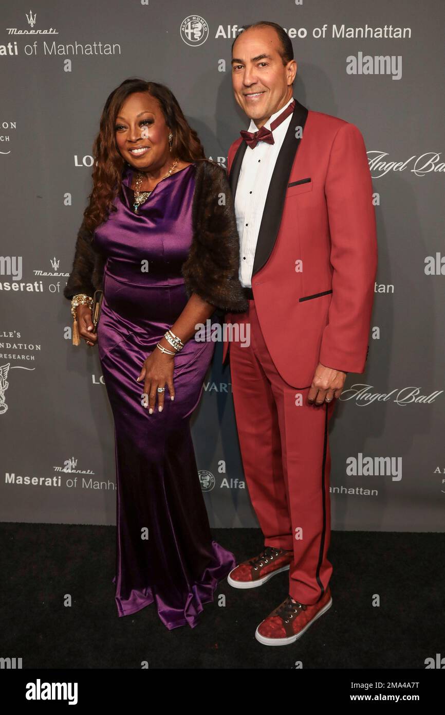 Television personality Star Jones, left, and her husband Ricardo Lugo ...