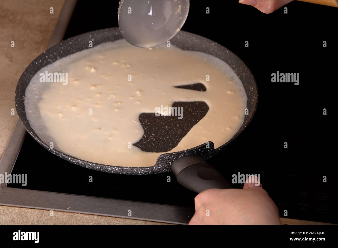 Pancake home hi-res stock photography and images - Alamy