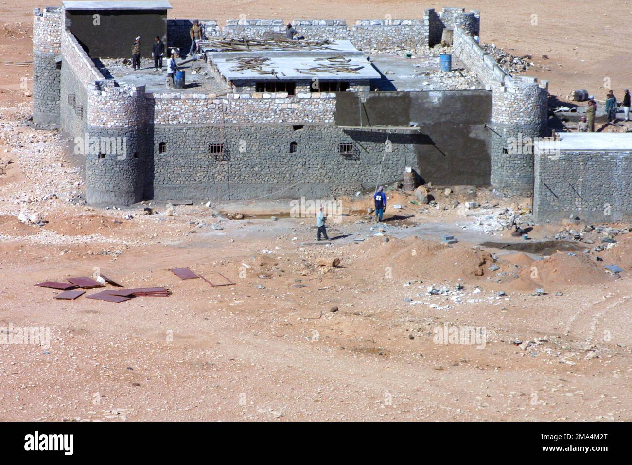 Iraqi syrian border fort hi-res stock photography and images - Alamy