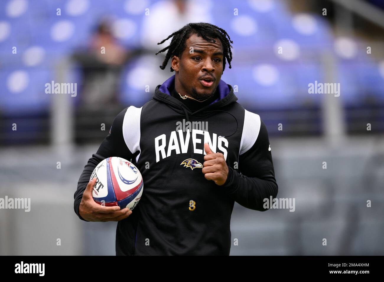 Baltimore Ravens wide receiver James Proche II (3) warms up before an ...