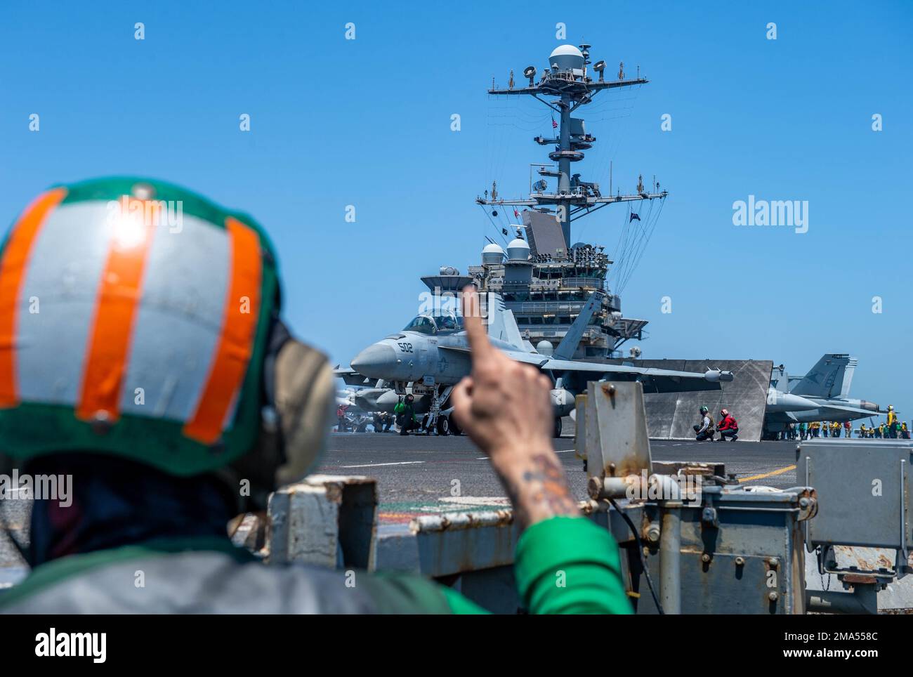 Electronic attack squadron vaq 137 hi-res stock photography and images ...
