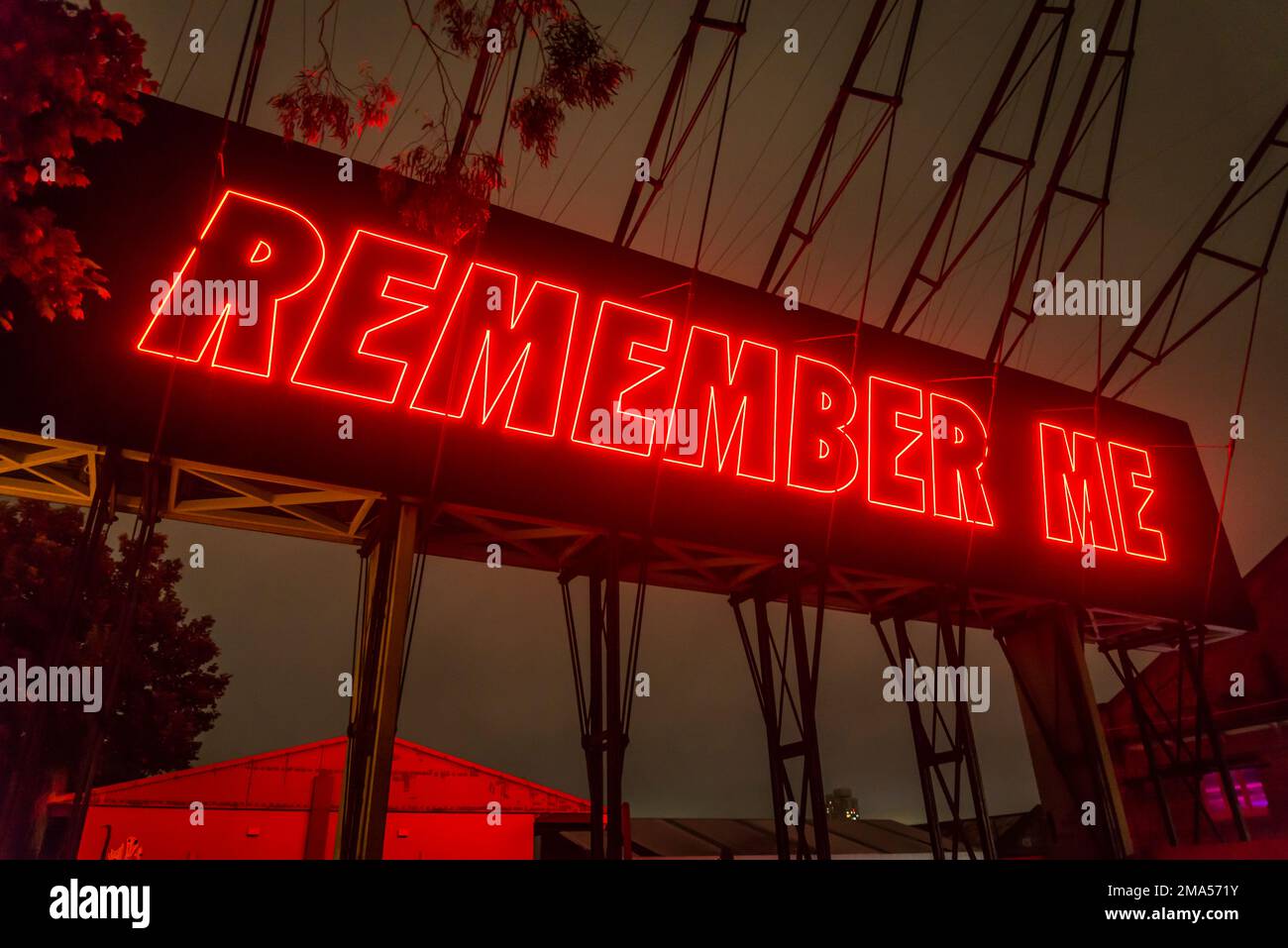 Remember me light Installation during Liveworks, the Festival of ...