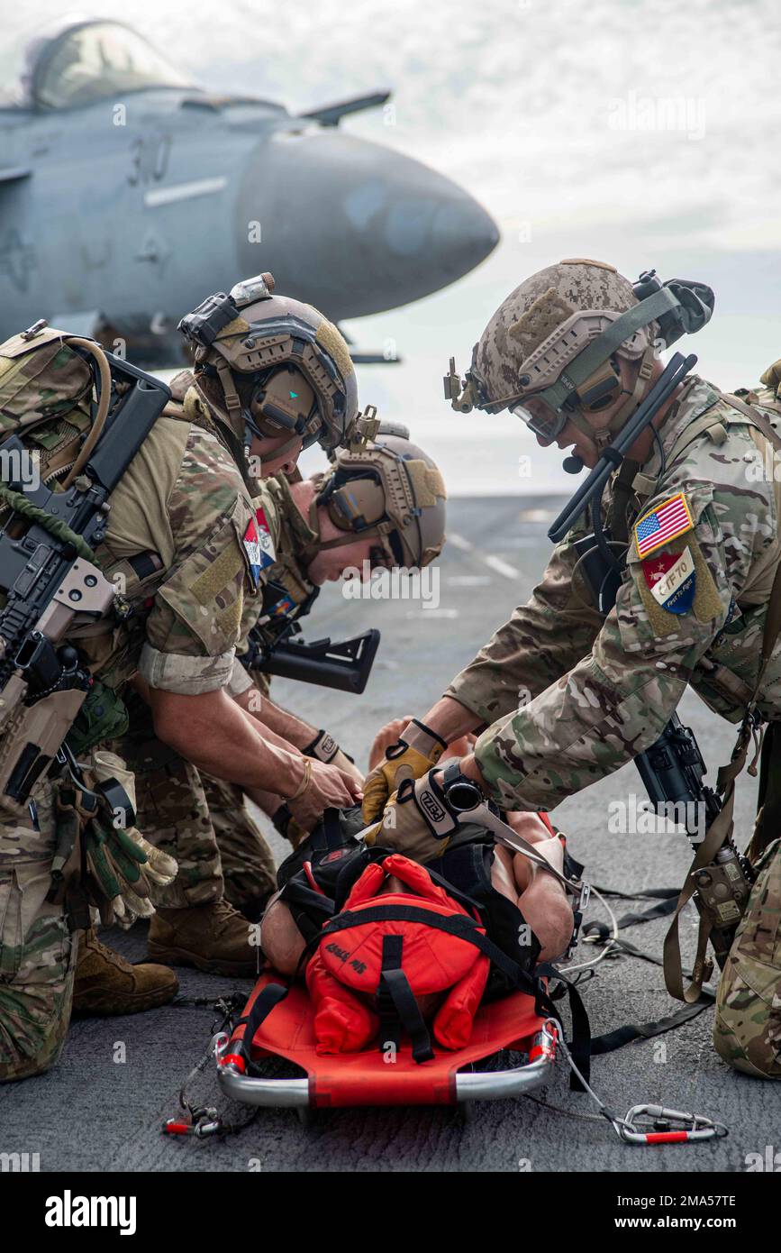 220524-N-DW158-1368 PACIFIC OCEAN (May 24, 2022) Sailors assigned to ...