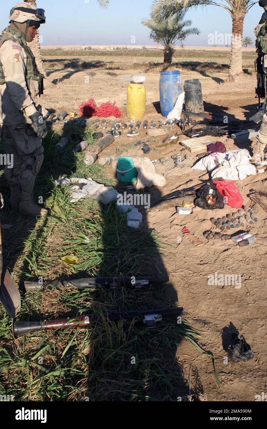 Ramadi, iraq 2004 hi-res stock photography and images - Alamy